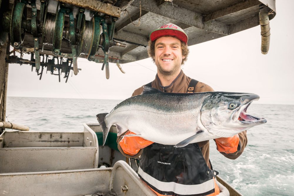 Why Wild Caught Sustainable Seafood is Better than Farmed Fish and how to
